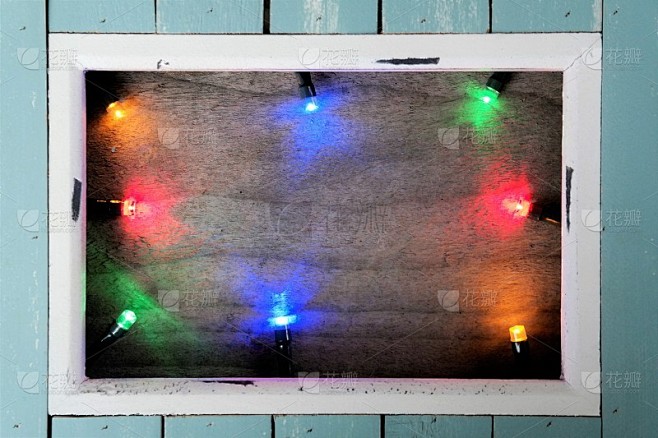 圣诞佳节的彩灯和除夕的缤纷背景