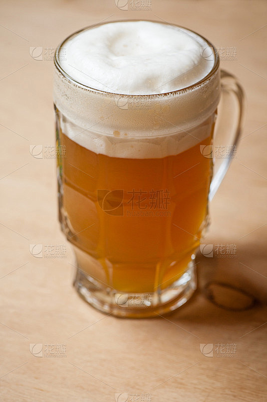 一大杯小麦啤酒