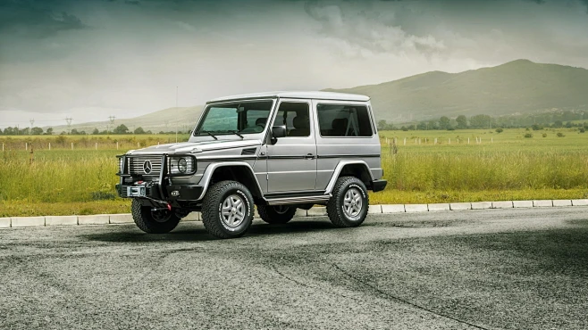 奔驰白色越野 – Banner设计欣赏-花瓣网