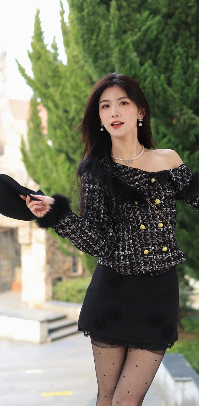 漂亮美女Cr#VPlus女神 (4)-花瓣网