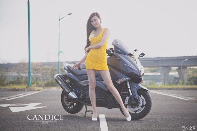 中国台湾拍美女，汽车文化同相连