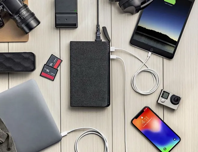mophie powerstation AC Universal Battery can handle your power-hungry ...