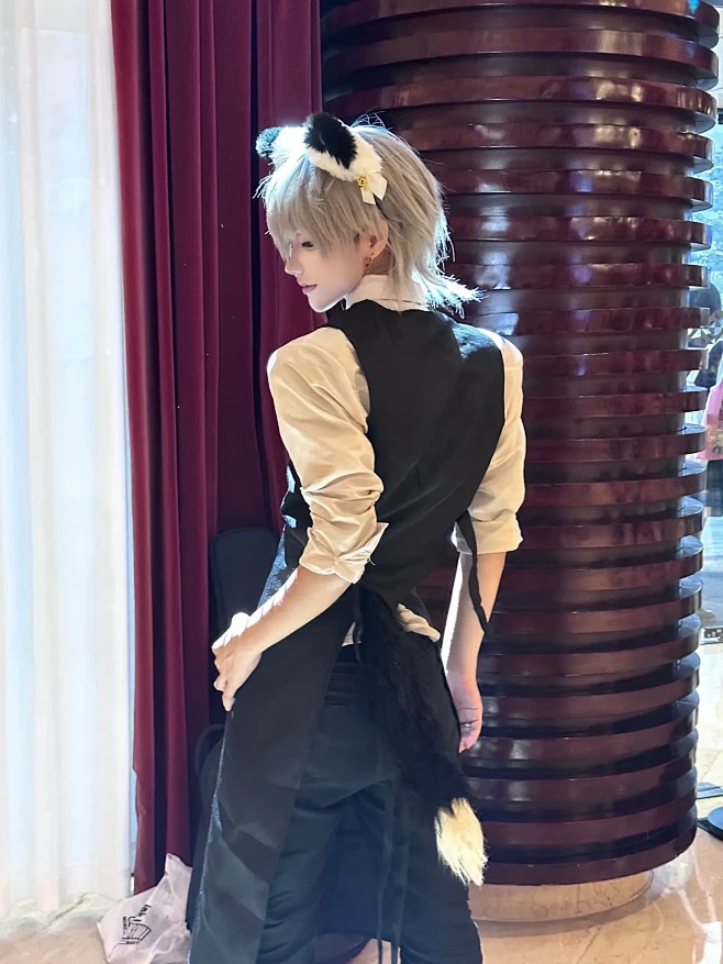 r7预热.till：@唇青 #luka #till #杭州aso #异形舞台 #alienstage@在吵架？合影留念，采集@屿堍-花瓣网