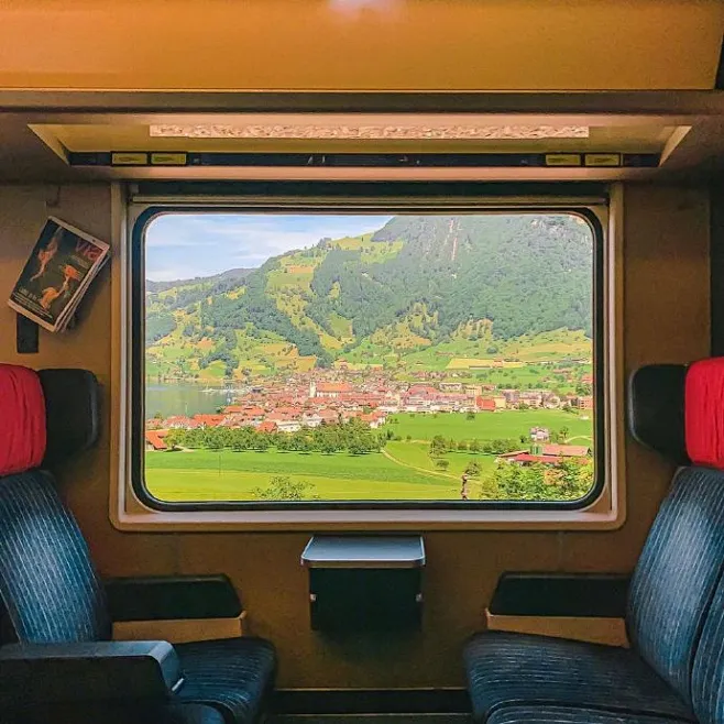 车窗外 | ins：hello_dongwon -花瓣网