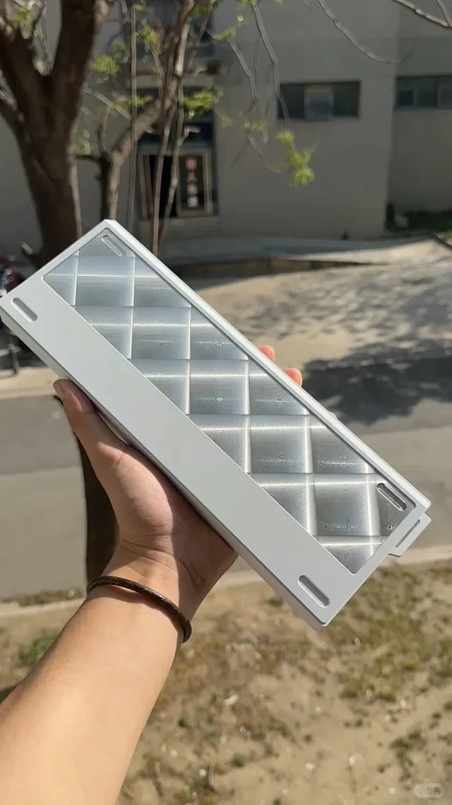 - 小红书-花瓣网