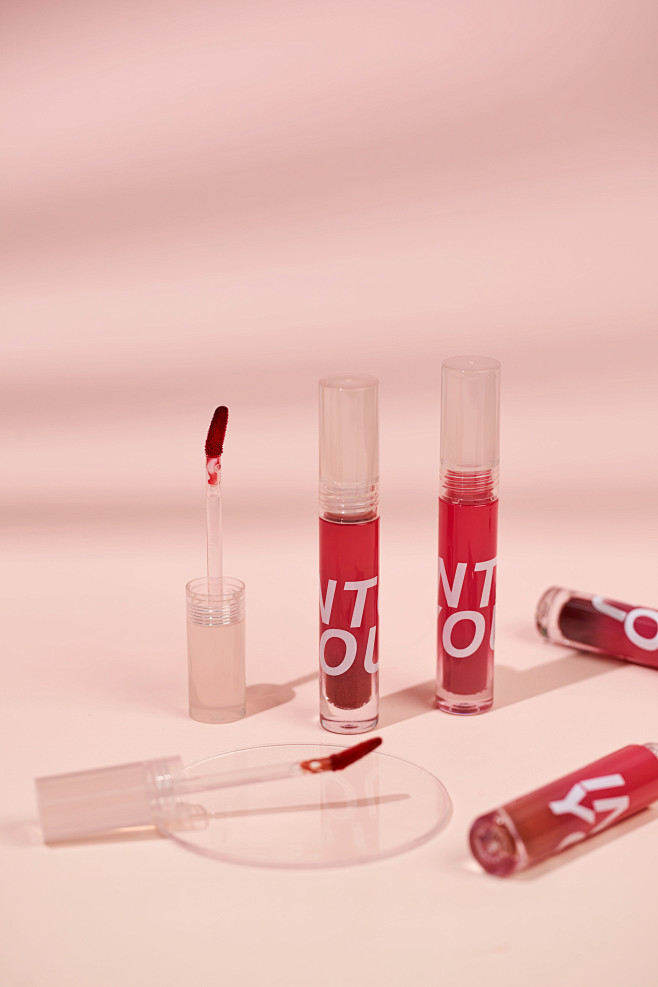 intoyou水雾唇釉唇膏拍摄